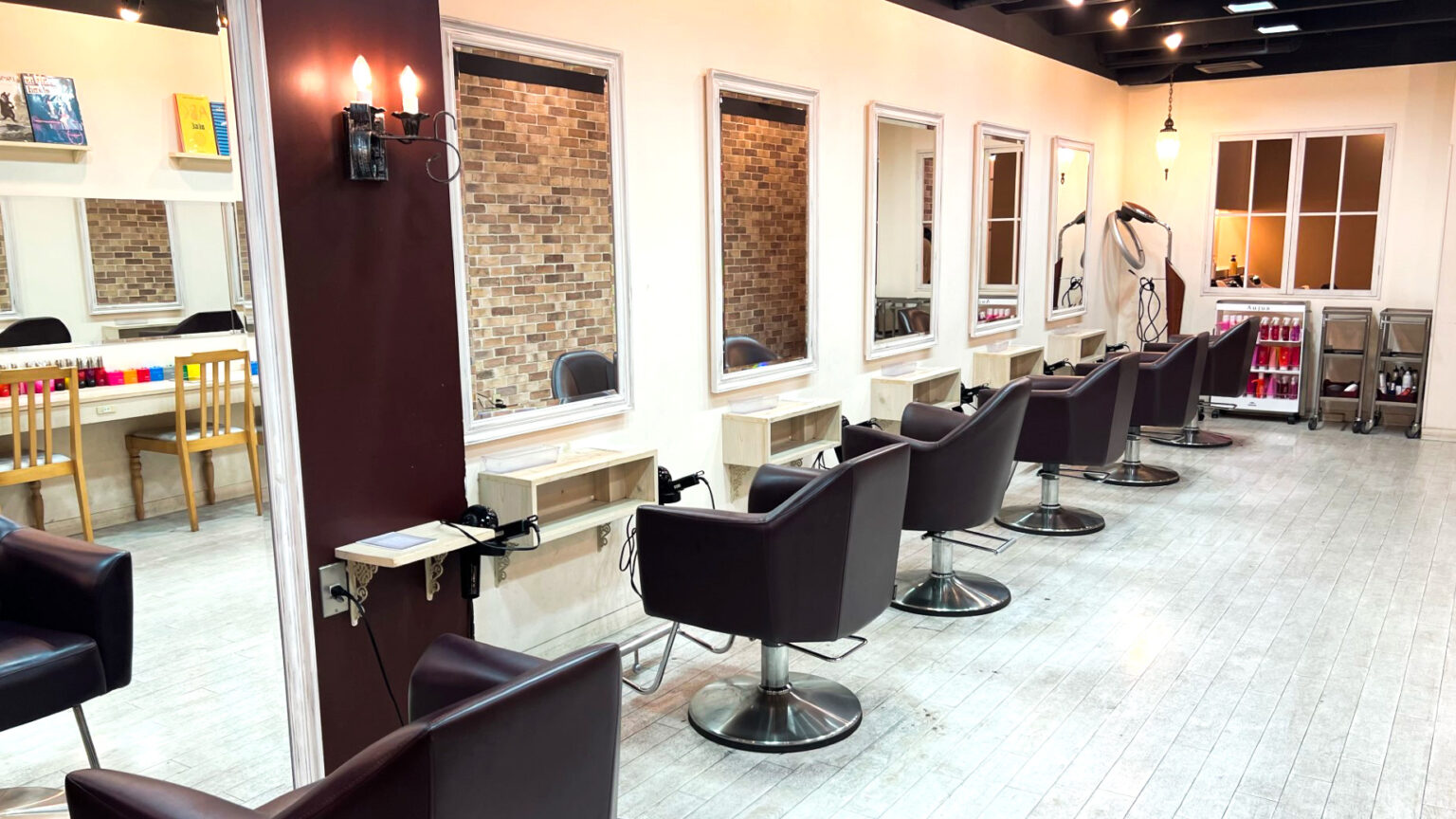 SALON – DOCHE STAGE